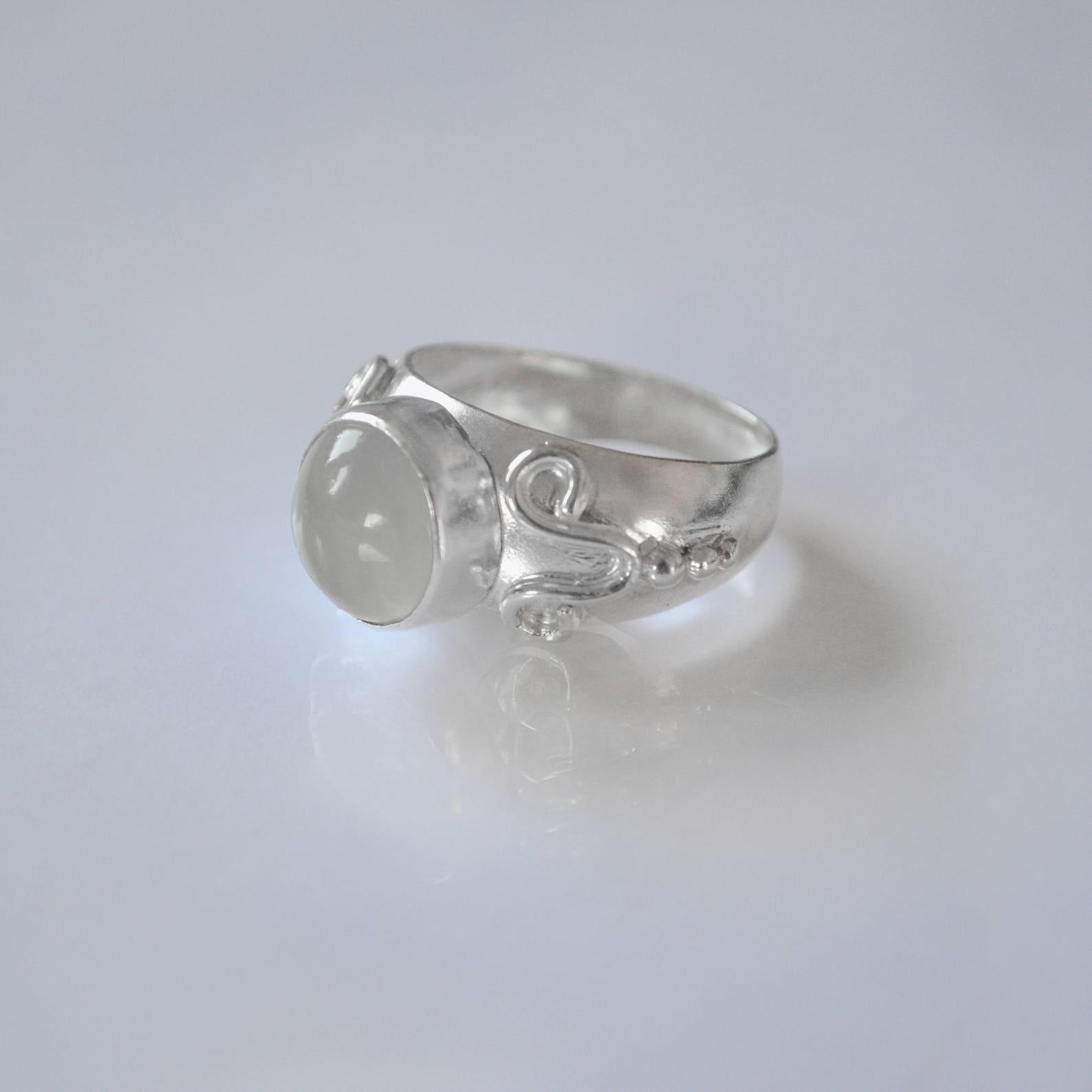 White Moonstone Ring, Rainbow Moonstone Ring, White Stone Ring, White ...