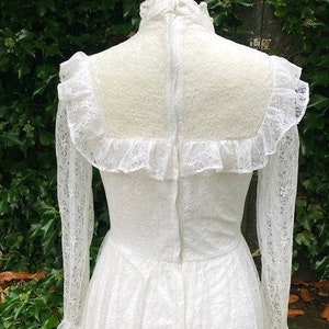 1970s Lace Prairie Bridal Gown S,romantic Vintage Lace Wedding Dress ...