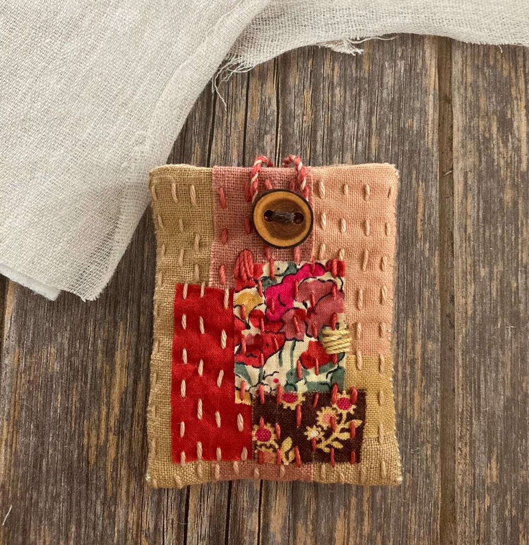 Itty Bitty Button Pouch O2 - Etsy