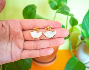 Round Shell Earrings - Etsy