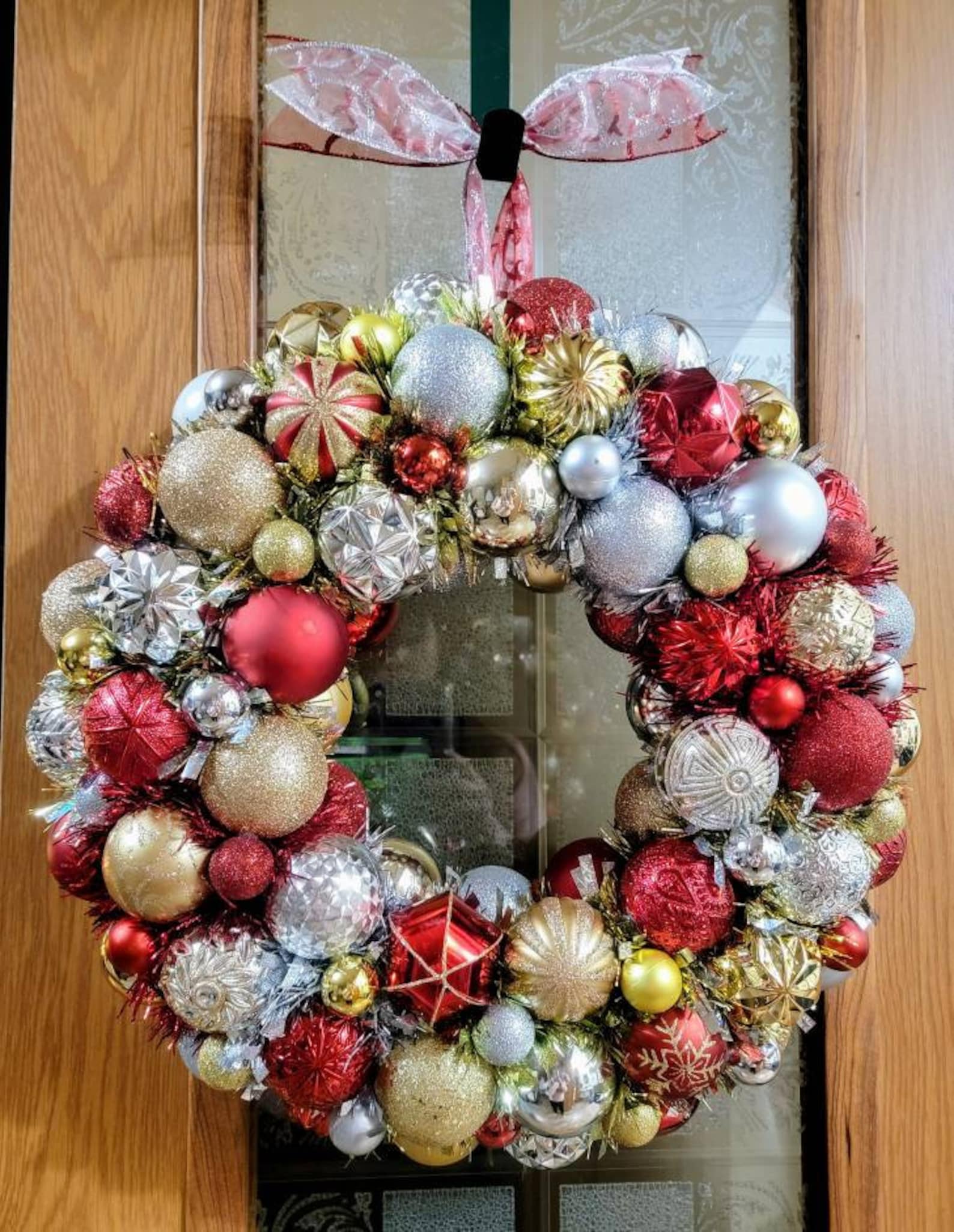 19 Shatterproof Ornament Wreath - Etsy
