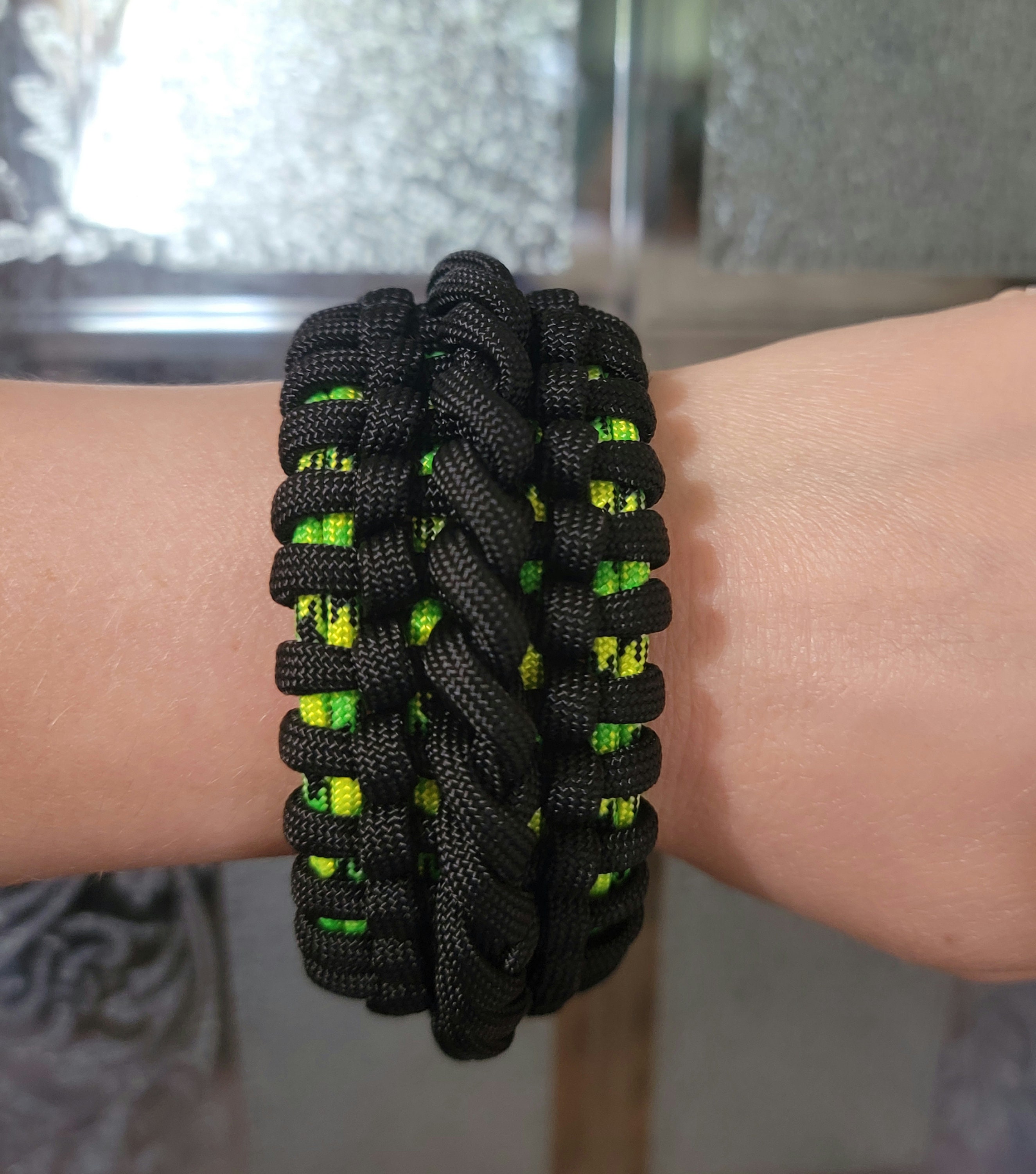 Bane's Cuff Paracord Bracelet - Etsy
