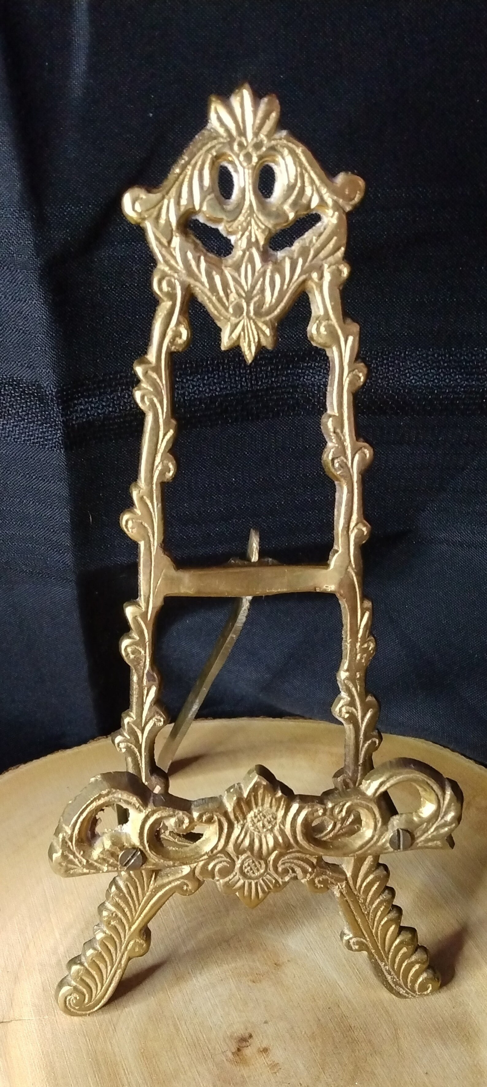 Vintage Solid Brass Frame Holder Easel Display Stand Ornate Brass Easel ...