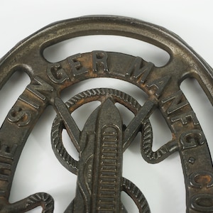 Antique Singer Sewing Machine Logo Badge Large Heavy Metal Decoration ...
