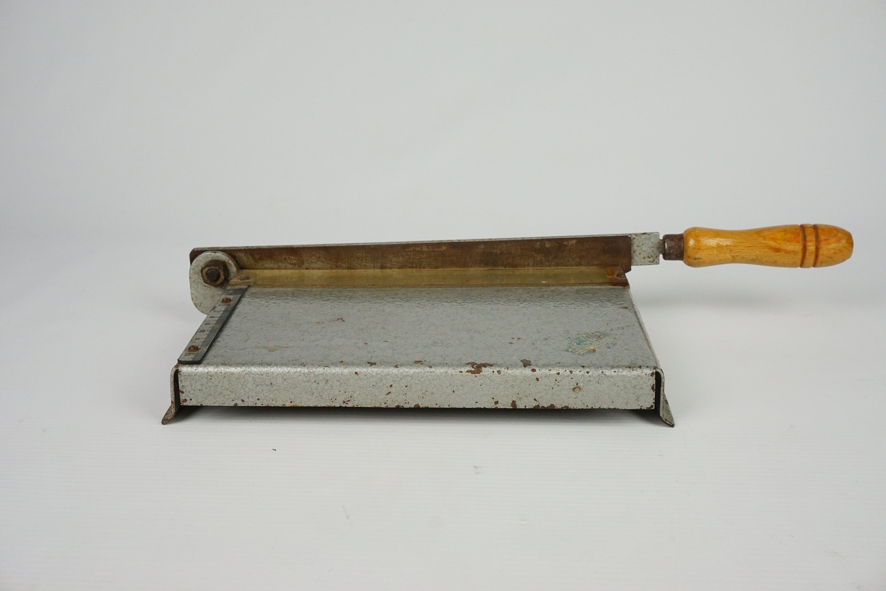 Vintage Ingento Paper Cutter, Heavy Guillotine Paper Cutter Photo, Old ...