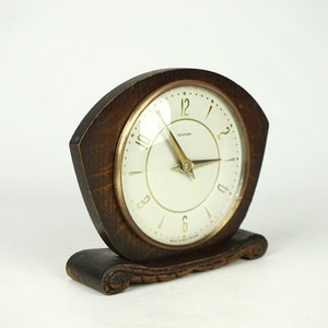Vintage Efficient Wooden Mantel Clock, English Tempora Mechanical Clock ...