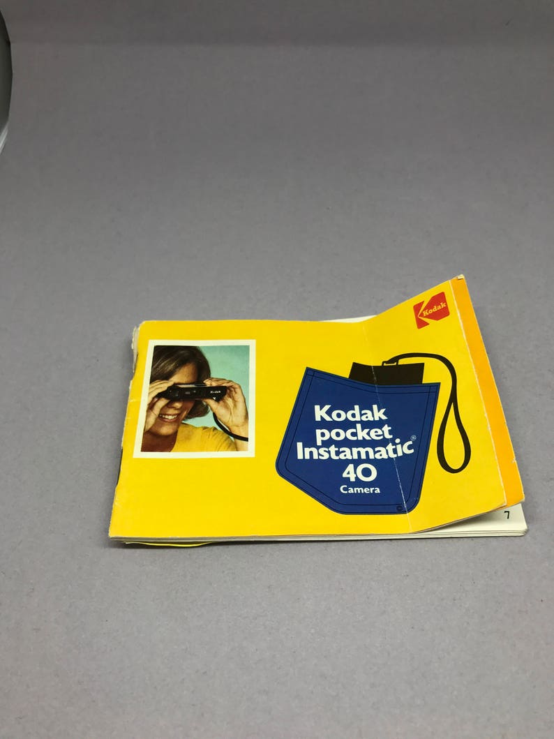 Kodak Pocket Instamatic 40 Camera, Vintage 1970's. Original Case and ...