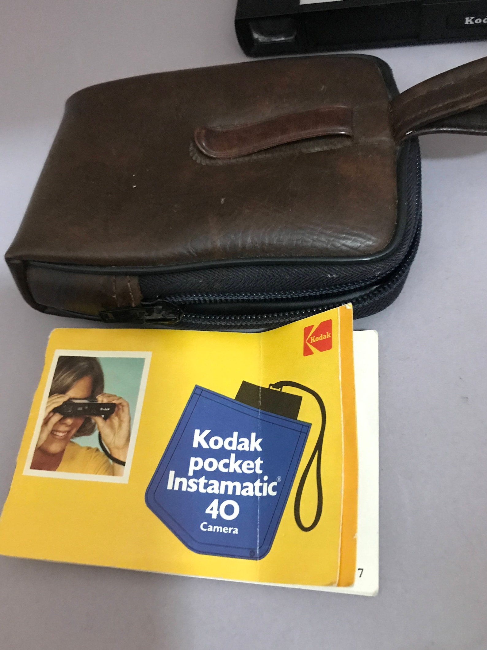 Kodak Pocket Instamatic 40 Camera, Vintage 1970's. Original Case and ...