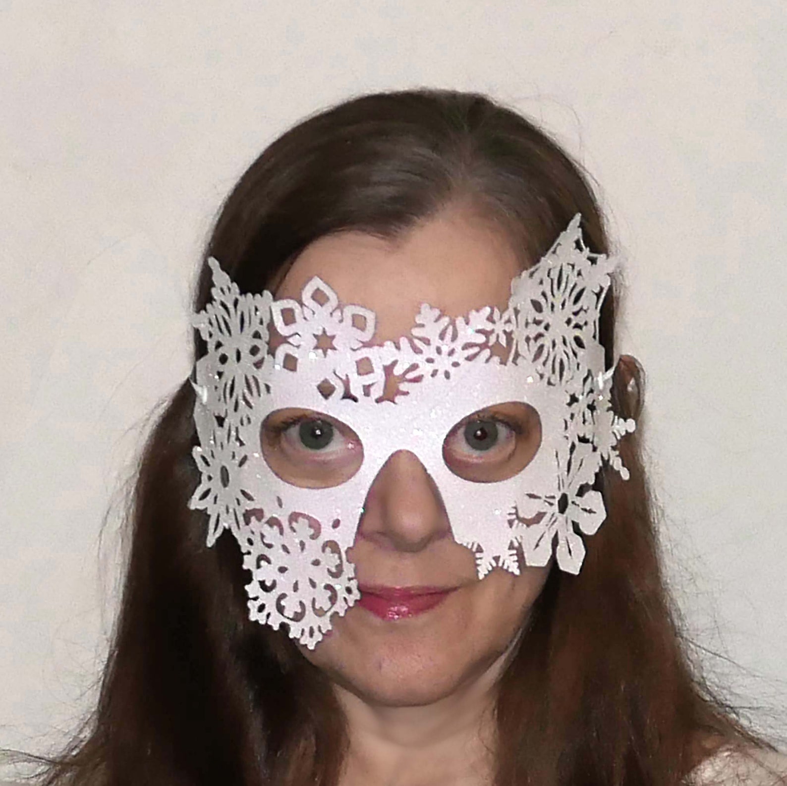 White Glitter Vinyl Snowflake Mask - Etsy