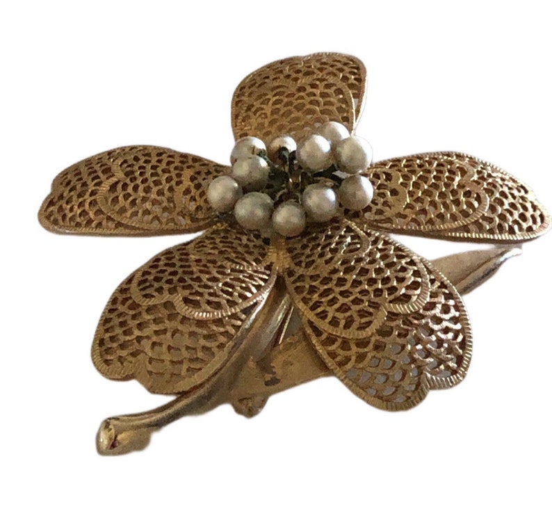 Vintage Judy Lee Signed Gold Tone Filagree Faux Pearl Flower Stamen ...