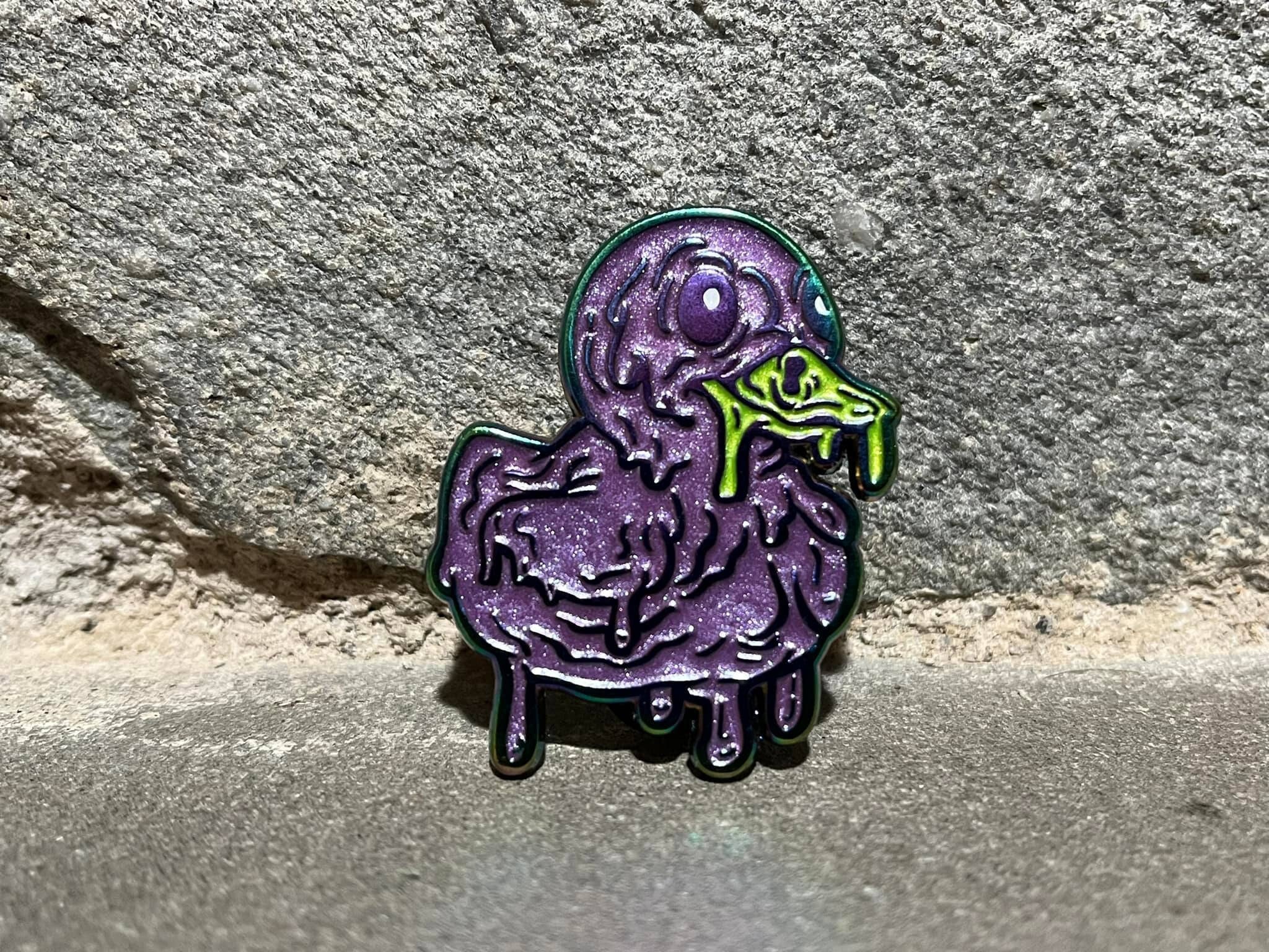 Melting Duck Luvaduckie V2 Pin pearlpurly Duck Twiddle Pin Purple ...