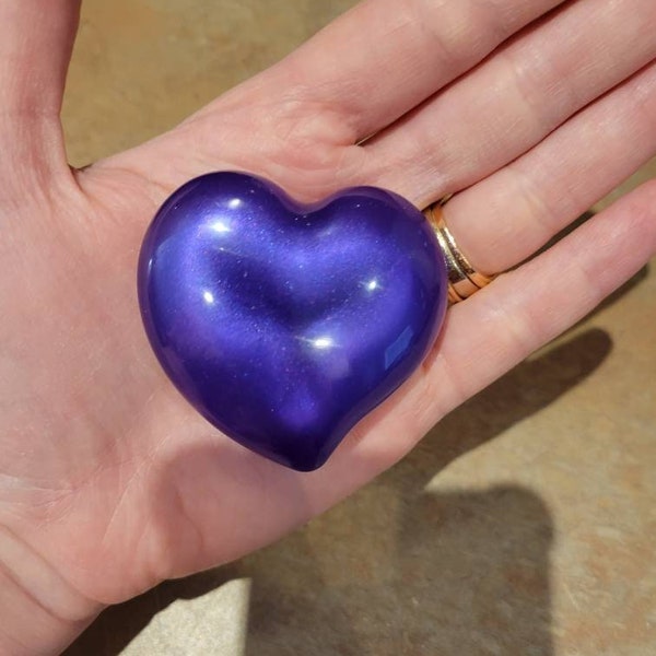 Resin Heart - Etsy