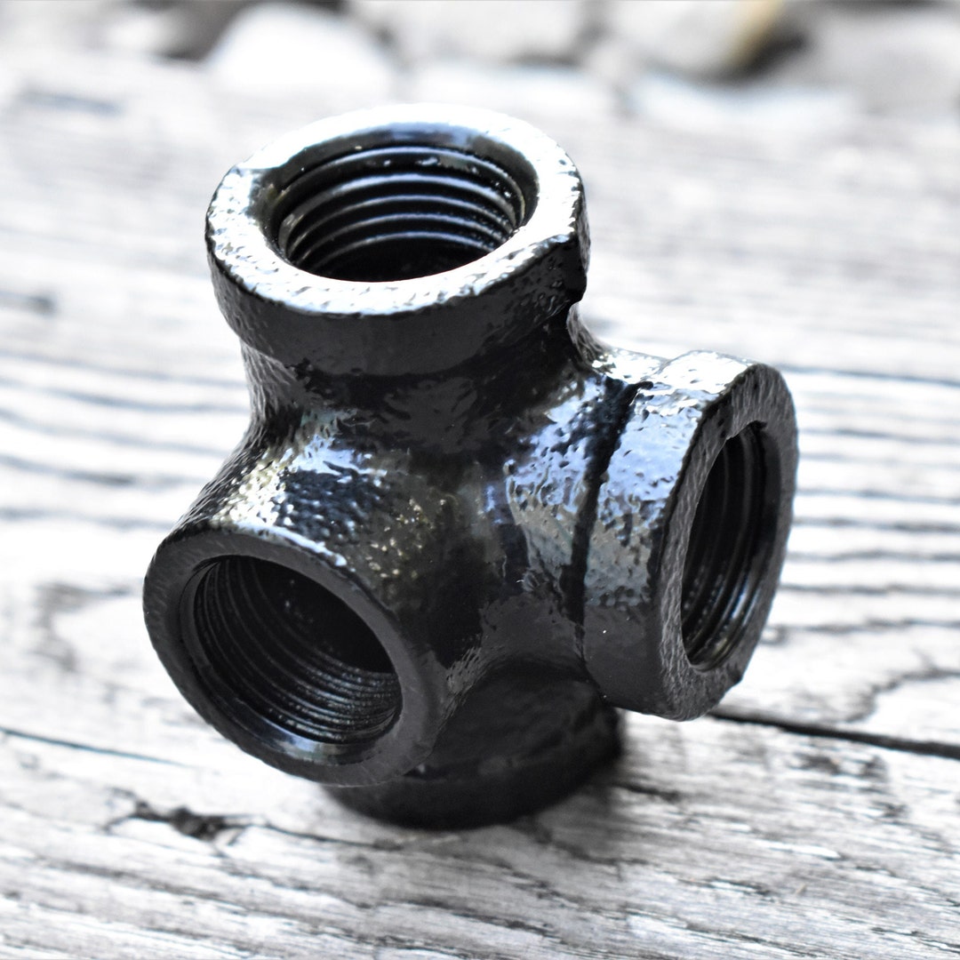 Pipe Side Outlet Tee, 1/2 Inch Pipe Fitting, Black Malleable Iron ...