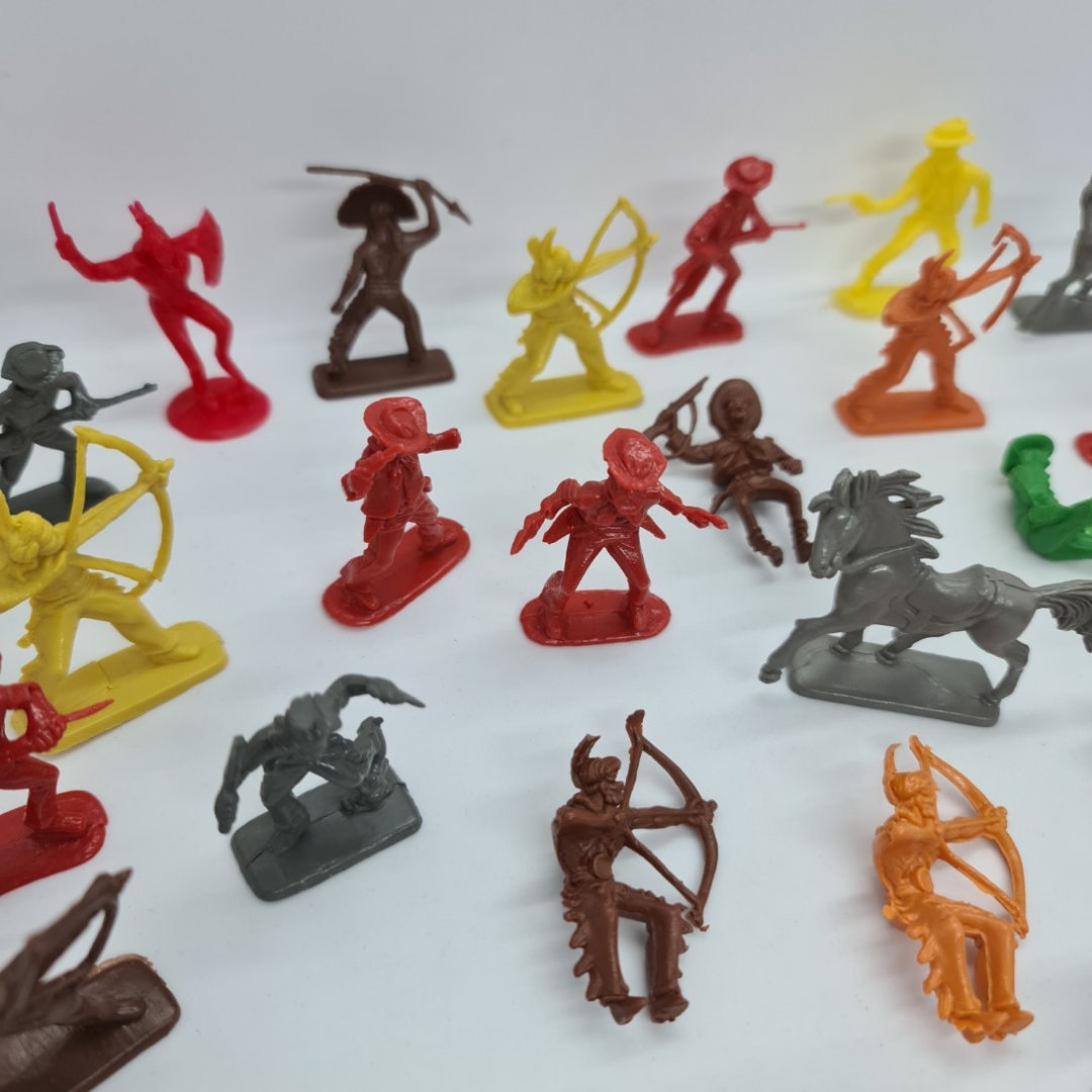 Native Indians Miniature Figurines, Vintage Plastic Toy Cowboys ...