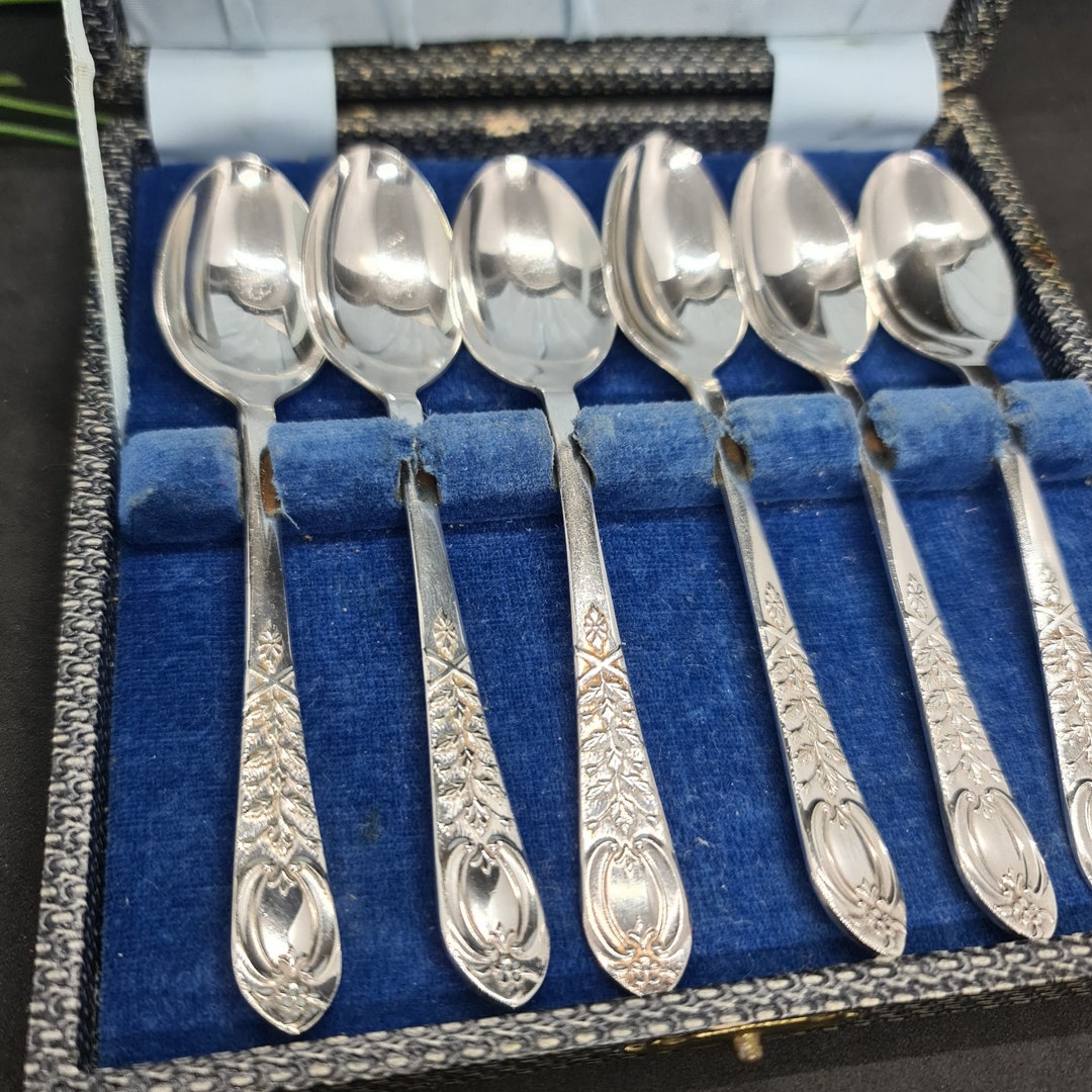 Silver Spoons, Vintage Grosvenor Plate, Made in England, EPNS Tea ...