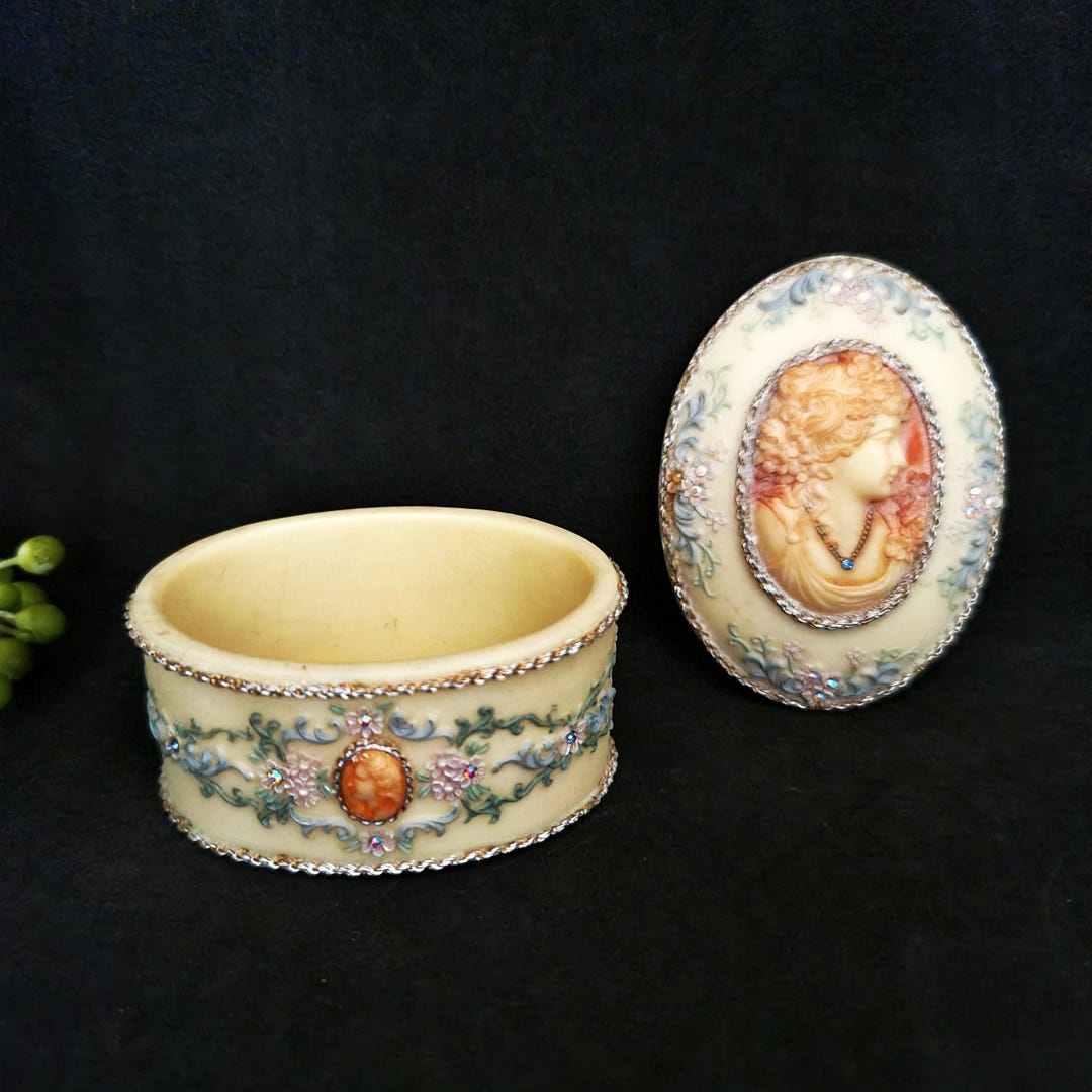 Jewellery Box, Victorian Treasures Cameo Small Jewel Box, Vintage ...