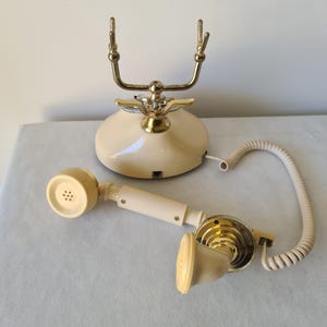 Retro Phone Vintage Cream Bakelite Rotary Dial Telecom Australia ...