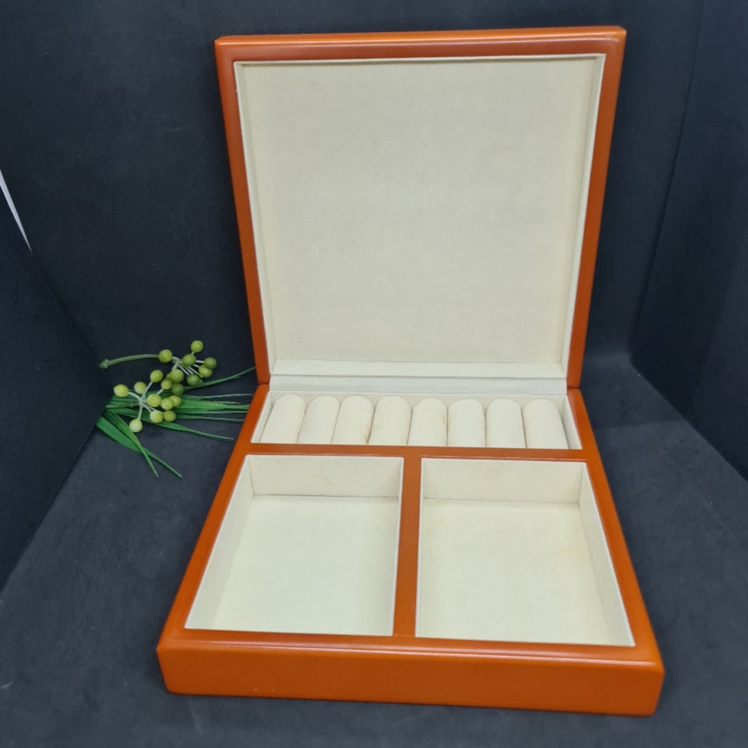 Bentleys Jewellery Box, Wood & Felt Lined Vintage Lidded Box, Women's or Men's Timber Jewelry ...