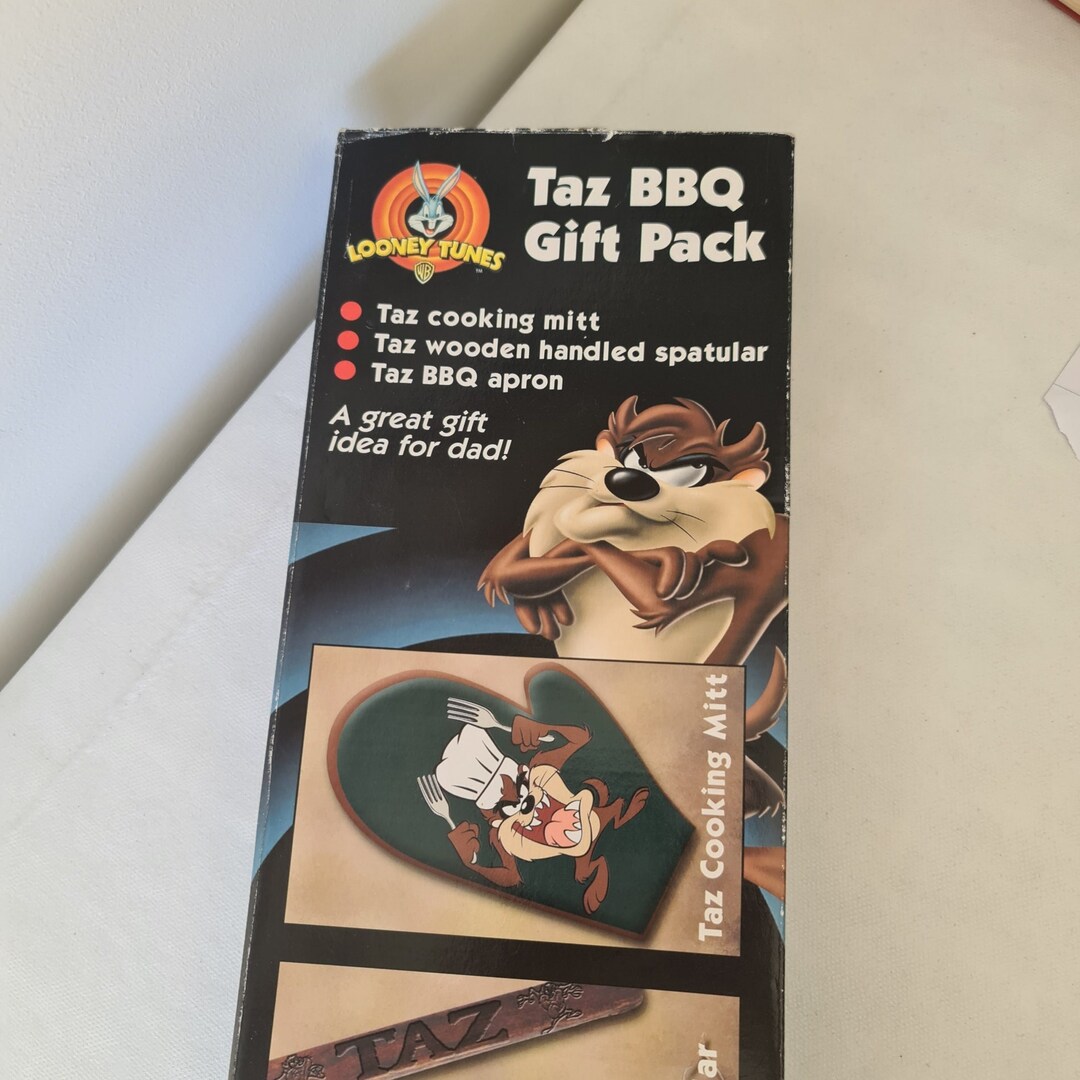 Tasmanian Devil BBQ Gift Pack 2000, Apron, Mitt & Spatular Rare Vintage ...