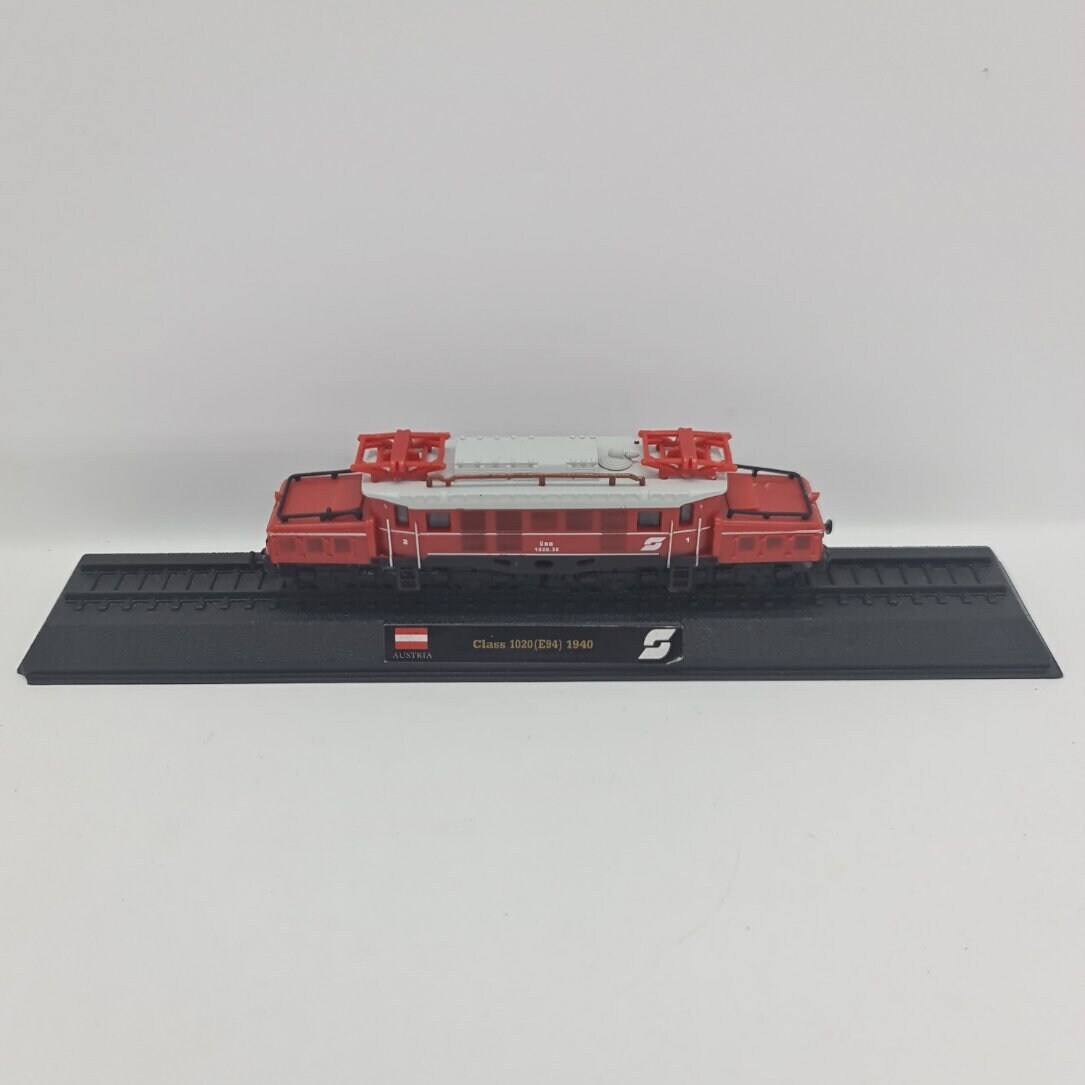 Model Train Locomotives of the World Collection Amercom Die Cast Models ...