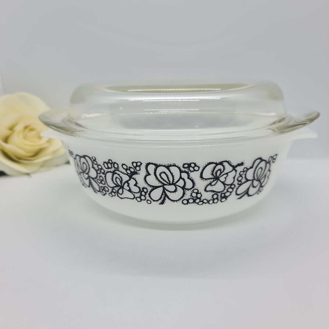 Crown Agee Pyrex 1970's Retro Dish With Lid, Vintage Floral Bubble ...