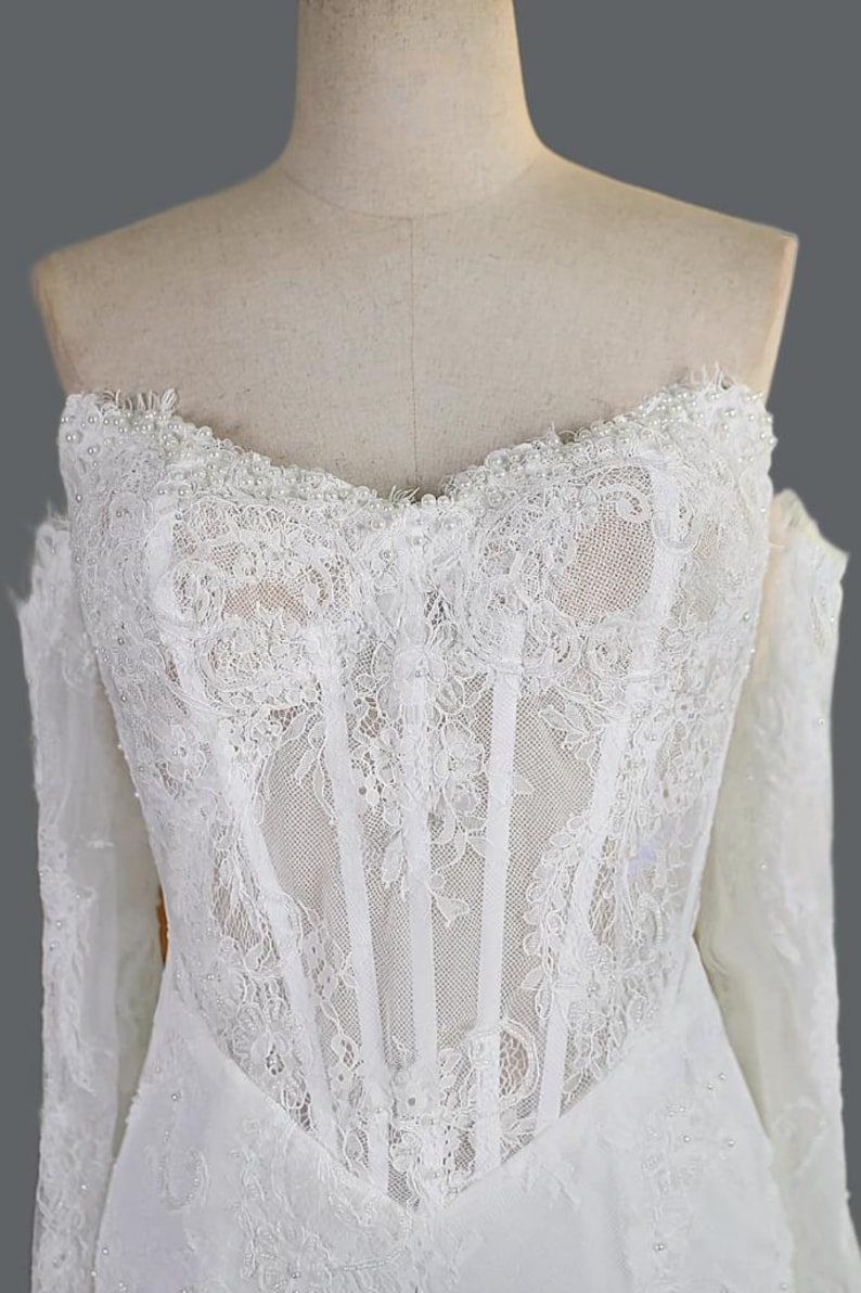 Chantilly Lace V Shaped Illusion Basque Mermaid Wedding Gown With ...