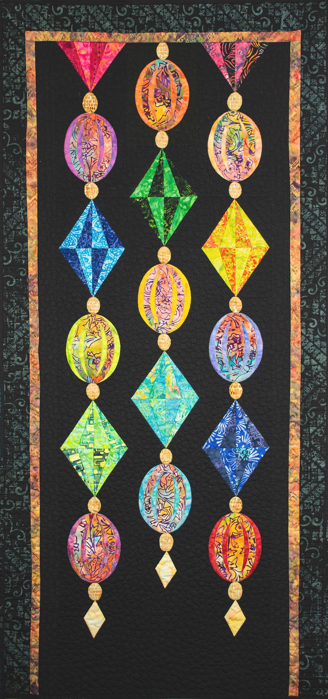 Baubles 'n Beads Quilt Wall Hanging - Make Every Day Festive! - 25" X ...
