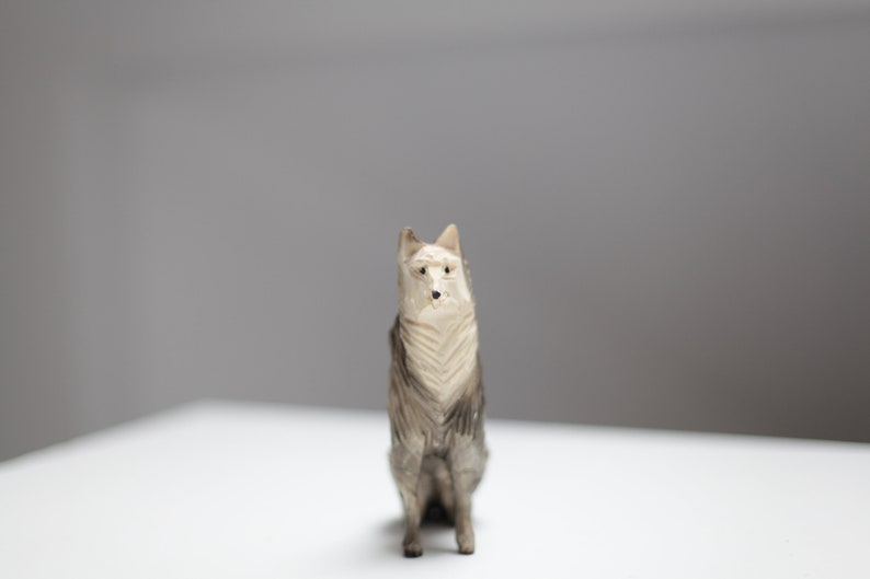 Wooden Wolf Carved Wolf Vintage Hand Carved Sculpture Wooden - Etsy