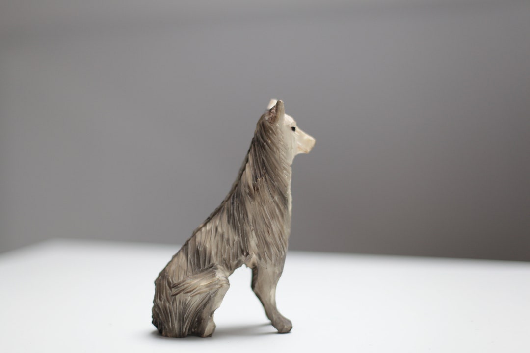 Wooden Wolf Carved Wolf Vintage Hand Carved Sculpture Wooden Figure ...