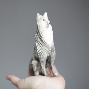 Wooden Wolf Carved Wolf Vintage Hand Carved Sculpture Wooden Figure ...
