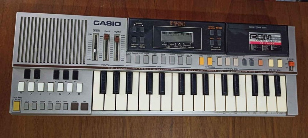 Casio RARE 1983 Casio PT-50 Vintage Monophonic Keyboard, Rom Pack RO ...