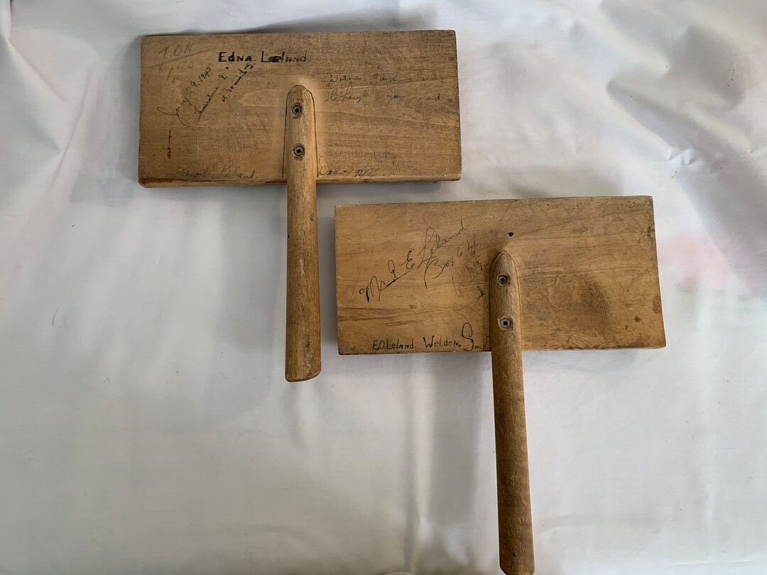 Vintage 2 Wooden Hand Wool Carders, Sheep's Wool, Metal Raking Wires ...