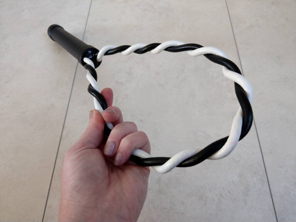 Twisted Spanking Loop