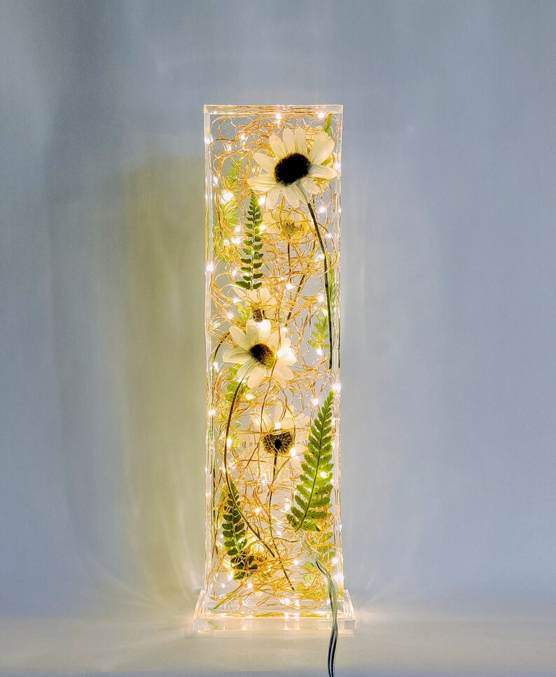Daisy and Fern Light Sculpture Daisy Resin Lamp Daisy Home - Etsy