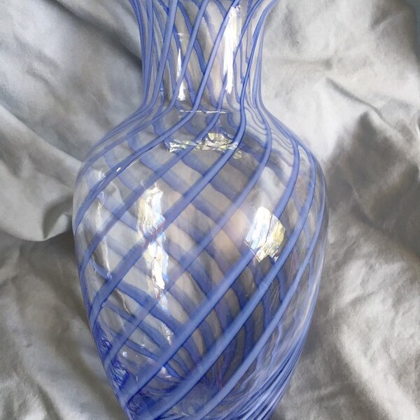 Swirl Vase - Etsy