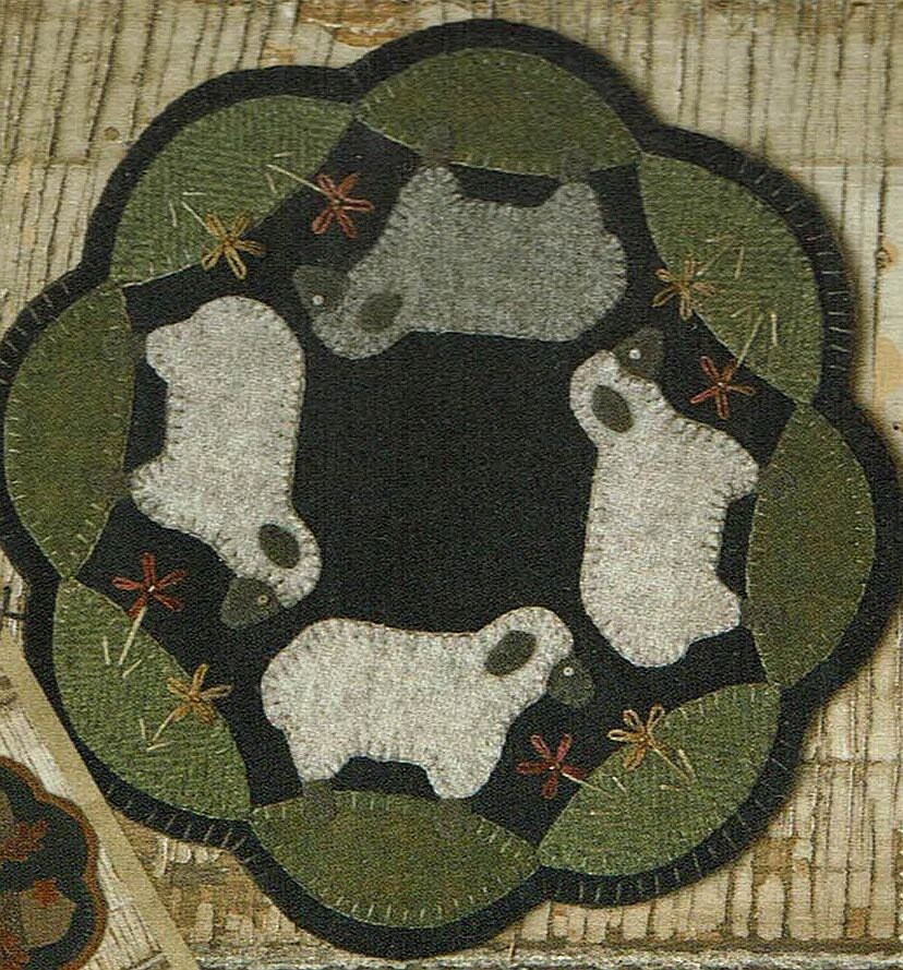 August Penny Mat Folk Art Penny Pattern by Buttermilk Basin | Etsy