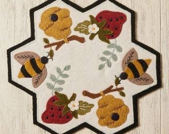 Hexi Door Greeter - October Penny Mat Folk Art Penny Pattern by ...