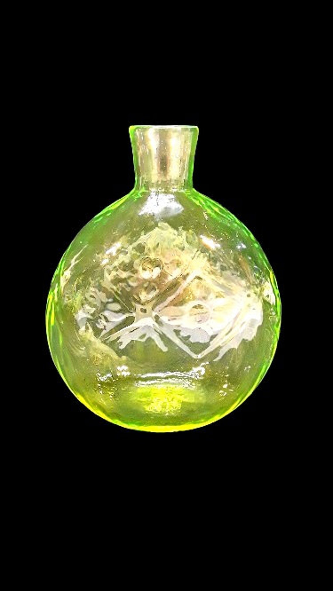 Antique Vaseline Glass Daisy Diamond Flask Pocket Bottle Not Marked MMA ...