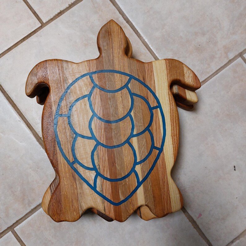 Small Turtle Cutting Board - Etsy