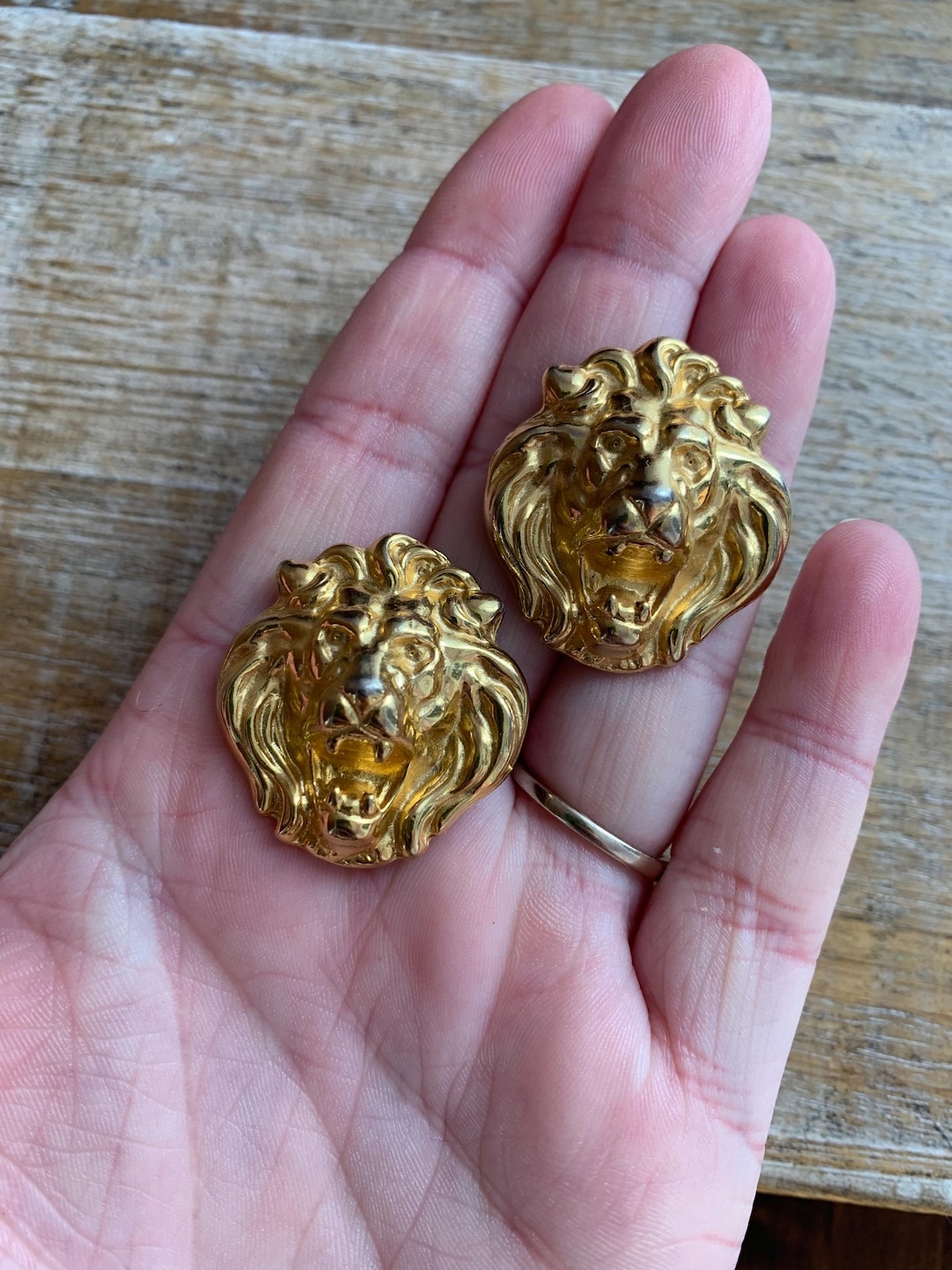 Vintage Lion Head Earrings Roaring Lion Gold Tone Stud Earrings Vintage ...