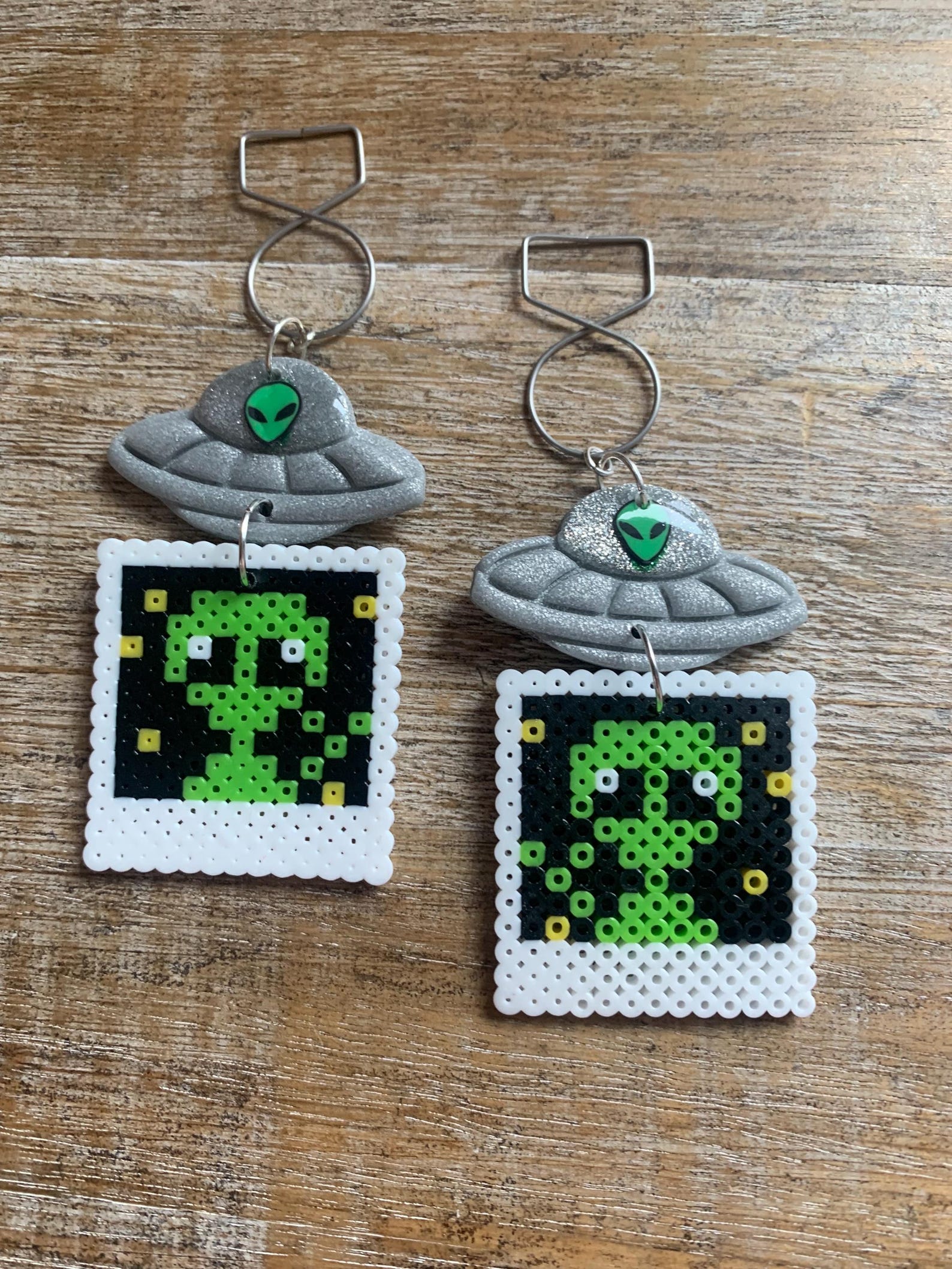 Alien Retro Picture Tunnel Earrings Instant Picture Extraterrestrial ...