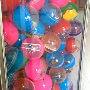 Mystery Capsules Earring Vending Machine Earrings Mystery Lucky Dip ...