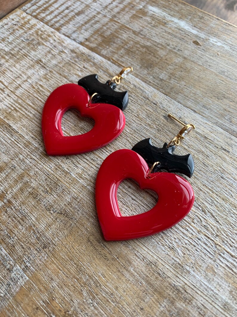 Gothic Heart Bat Earrings Gothic Valentines Style Earrings Red - Etsy