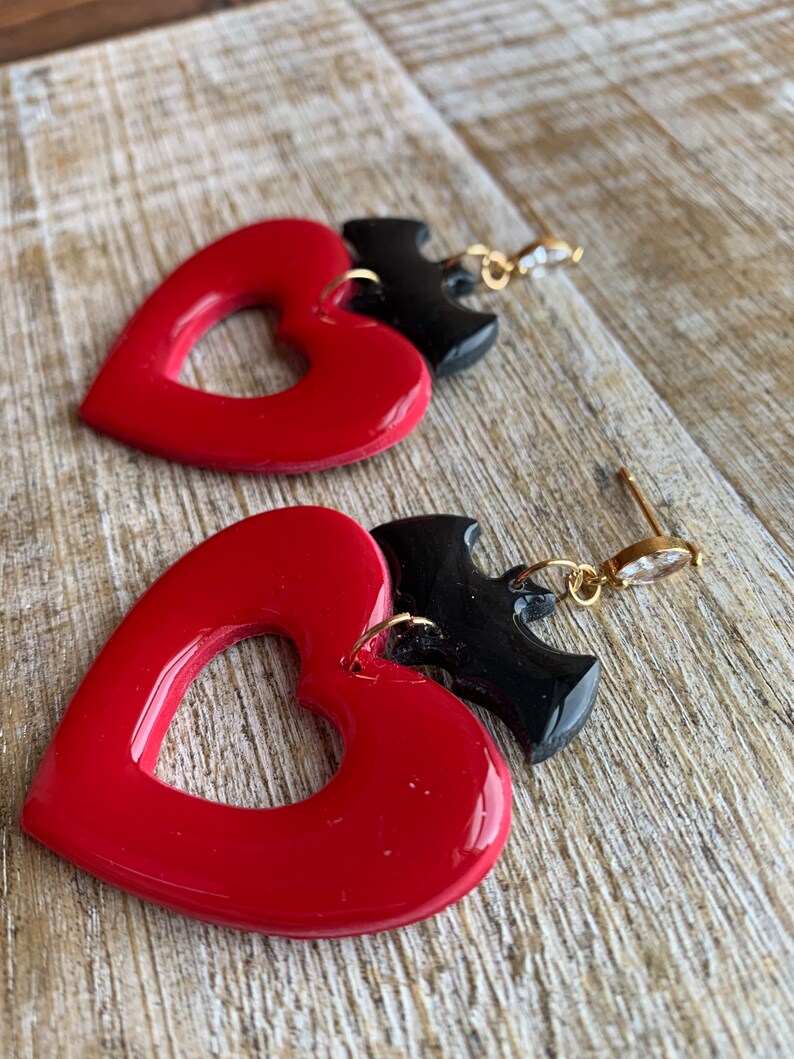 Gothic Heart Bat Earrings Gothic Valentines Style Earrings Red - Etsy