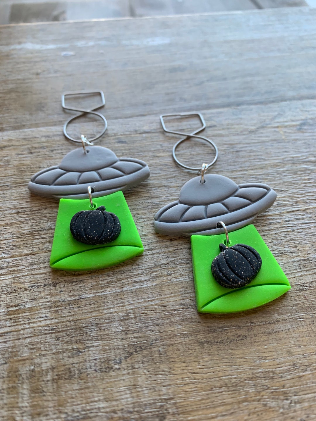 Alien Abduction Tunnel Earrings Pumpkin Earrings Extraterrestrial Ear ...