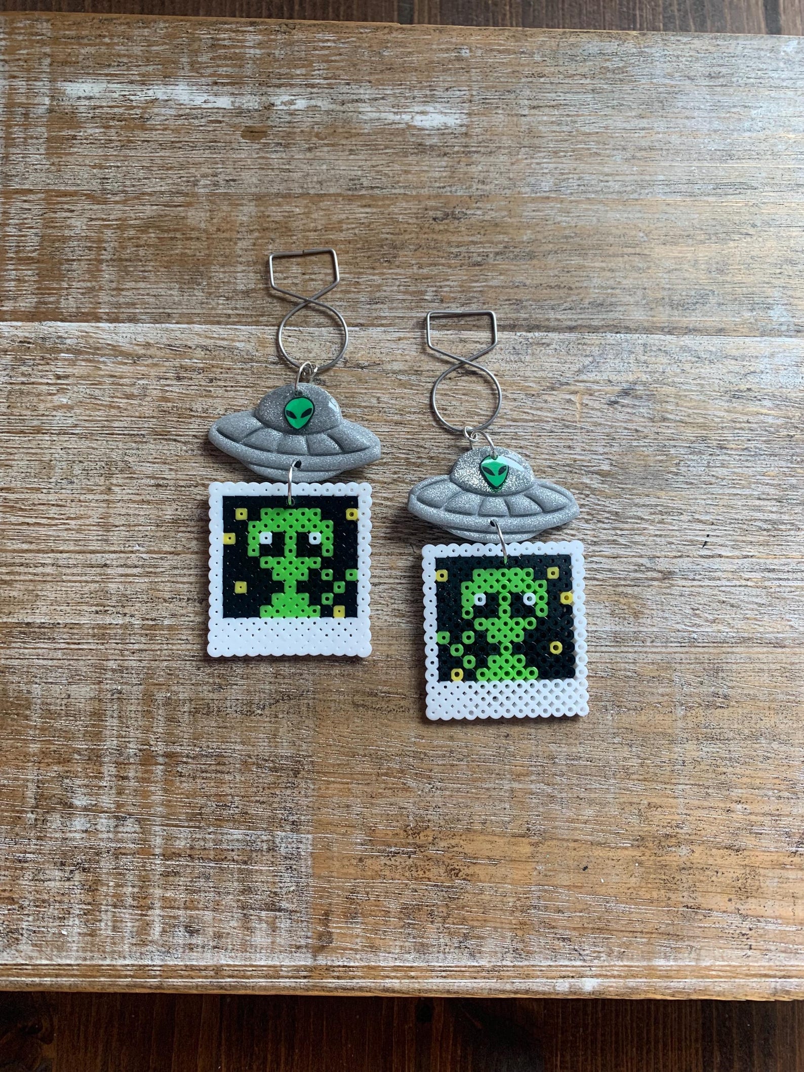 Alien Retro Picture Tunnel Earrings Instant Picture Extraterrestrial ...