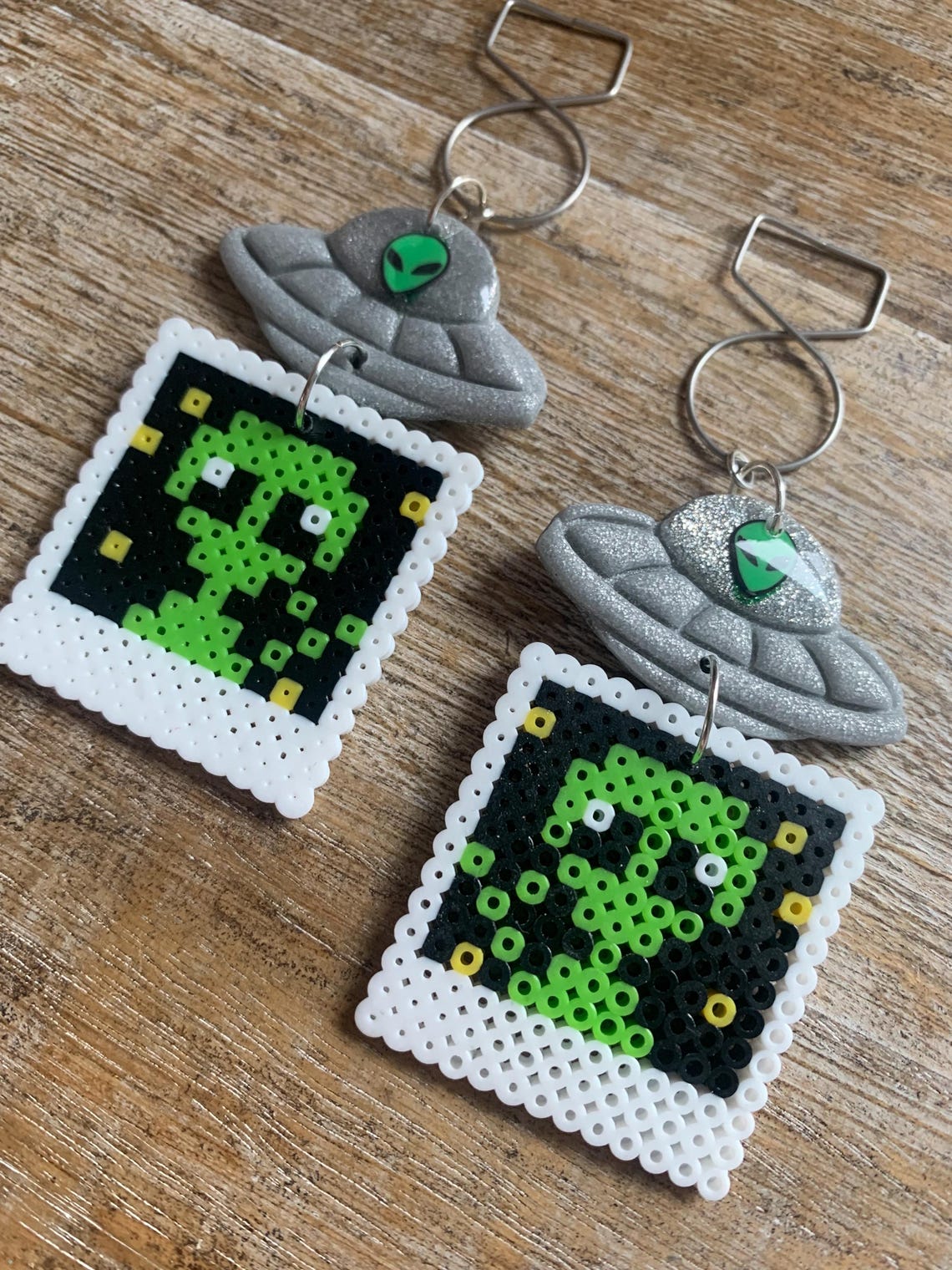 Alien Retro Picture Tunnel Earrings Instant Picture Extraterrestrial ...