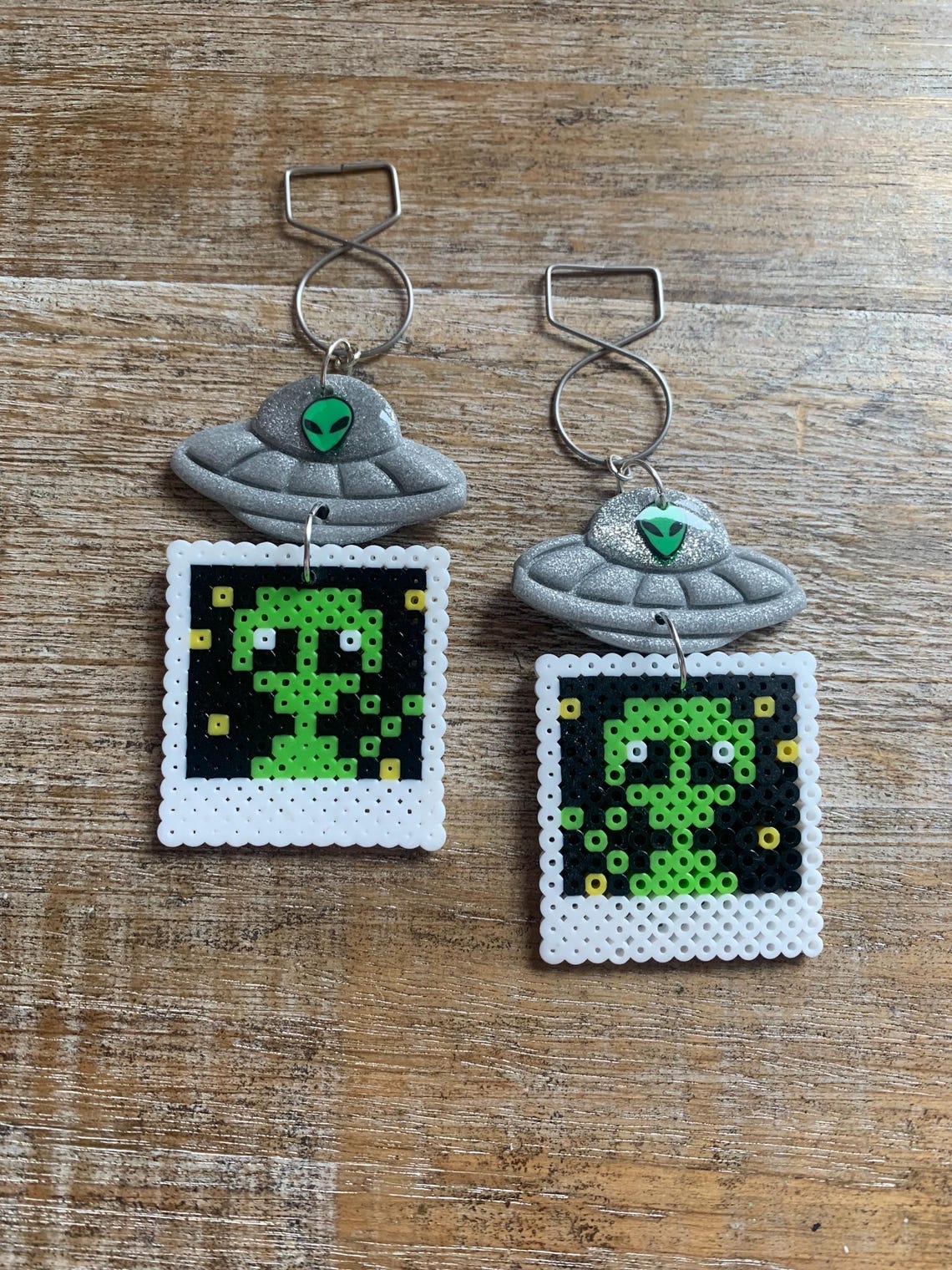 Alien Retro Picture Tunnel Earrings Instant Picture Extraterrestrial ...