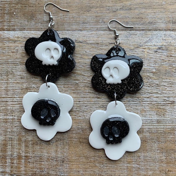 Gothic Daisy - Etsy