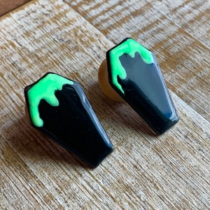 Coffin Plugs Goth Coffin Gauges Gothic Plugs Gauges 17.8mm Plugs Wood ...